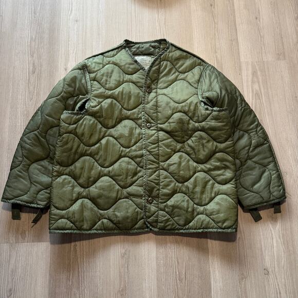 Military | Jackets & Coats | Mens Military Issue Green Quilted Puffer ...